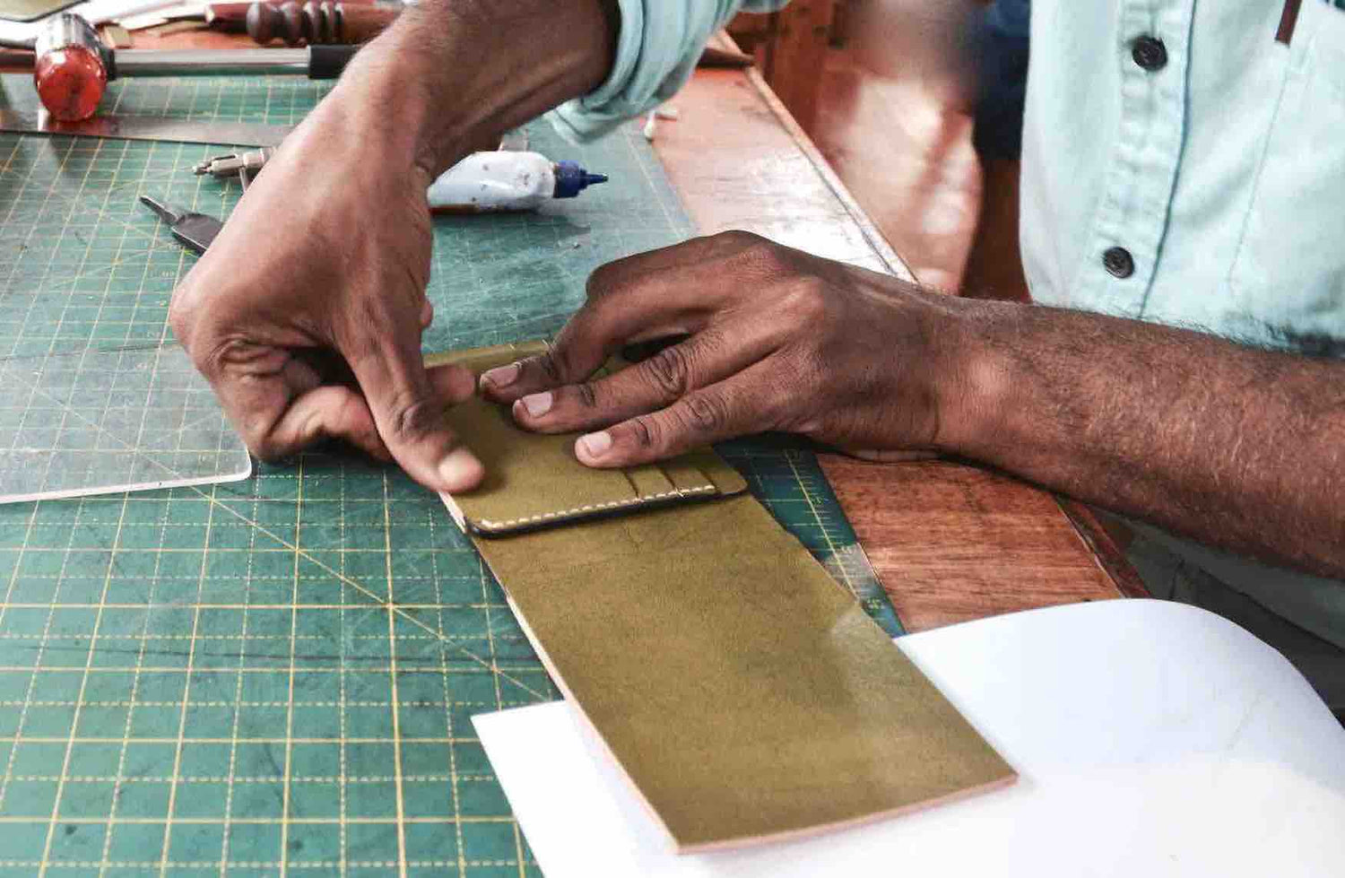 The Traditional Art of Making a Leather Wallet – Godbole Gear