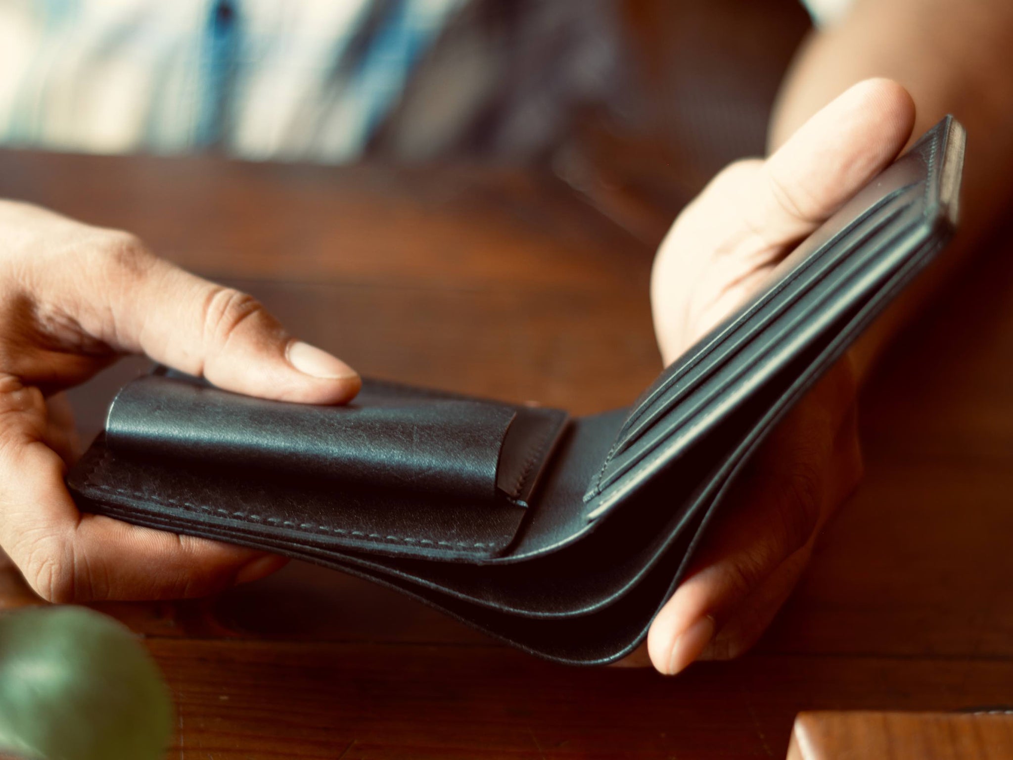 Coin Pocket Wallet, Black Full Grain Leather | Built to Last – Godbole Gear